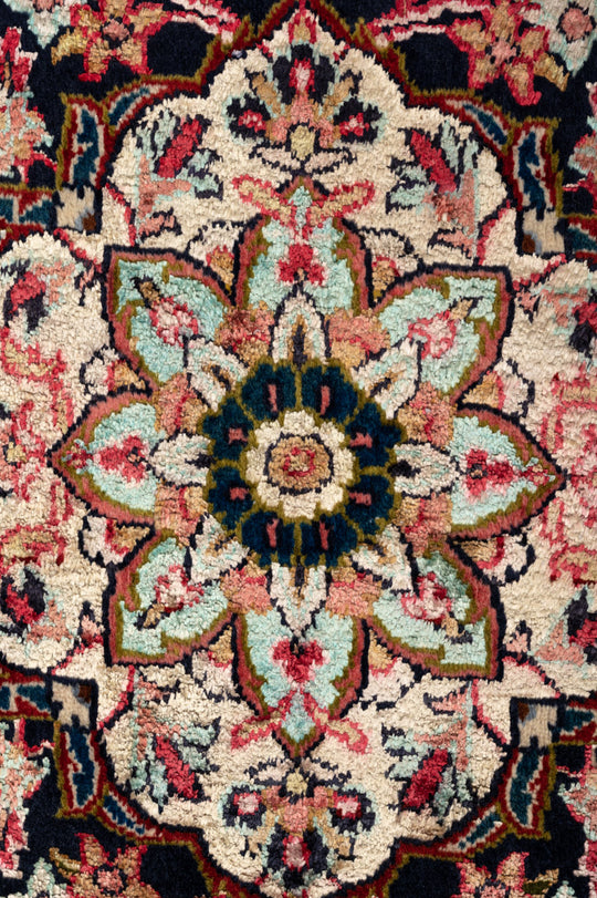 RUFUS Kashan 220x125cm – Lilla Rugs