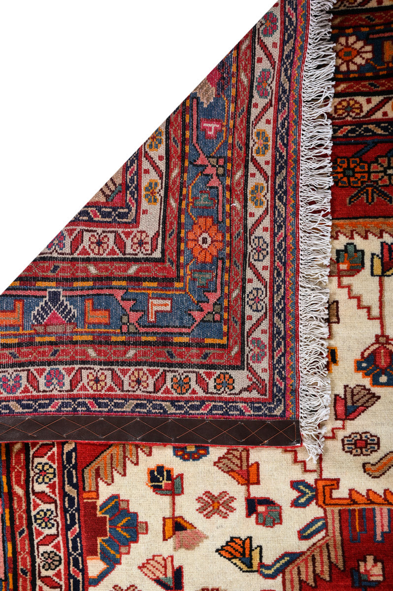 AARO Tuyserkan | Lilla Rugs London